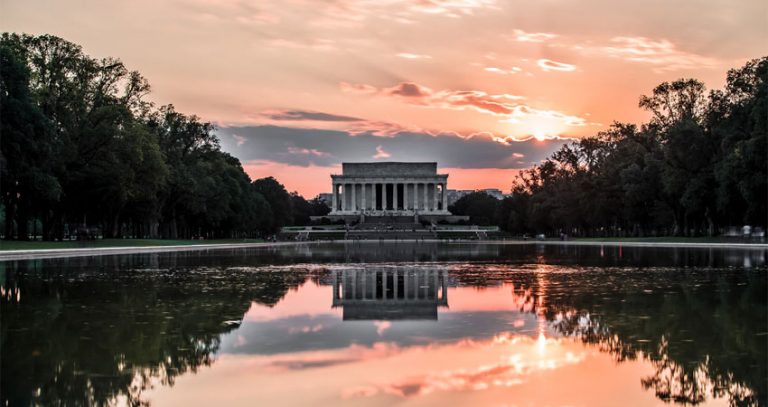 15 of the Most Famous Monuments in the US - Scenic States