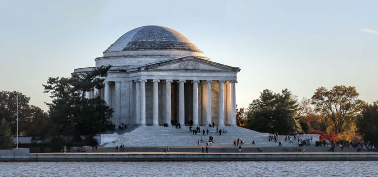 15 of the Most Famous Monuments in the US - Scenic States