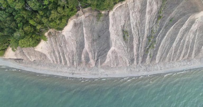 10 Stunning Lake Ontario Beaches in New York - Scenic States