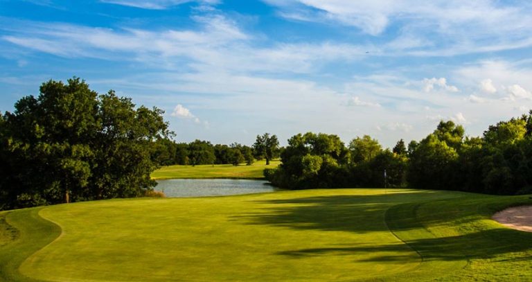 16 Best Oklahoma Golf Courses to Play - Scenic States