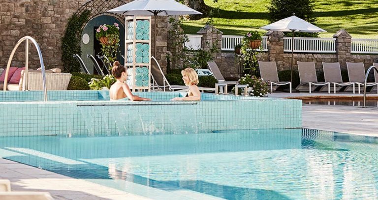 13 Stunning Hot Springs On The East Coast - Scenic States
