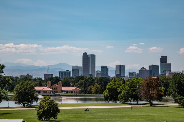 How to Visit All 50 States in 12 Trips: Epic US Road Trip - Scenic States