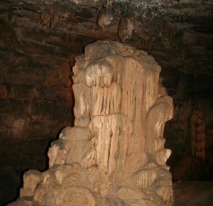 7 Jaw-Dropping Caves in PA to Explore - Scenic States