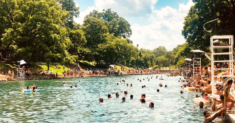 5 Popular Hot Springs in Texas Worth Visiting - Scenic States