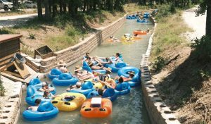 10 Best Lazy Rivers in the US to Traverse - Scenic States