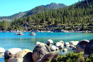 15 Best Lakes in the US to Add to Your Bucket List - Scenic States